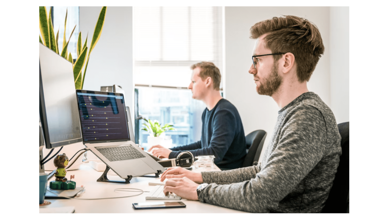 What to Look For in an ASO Agency - ShyftUp